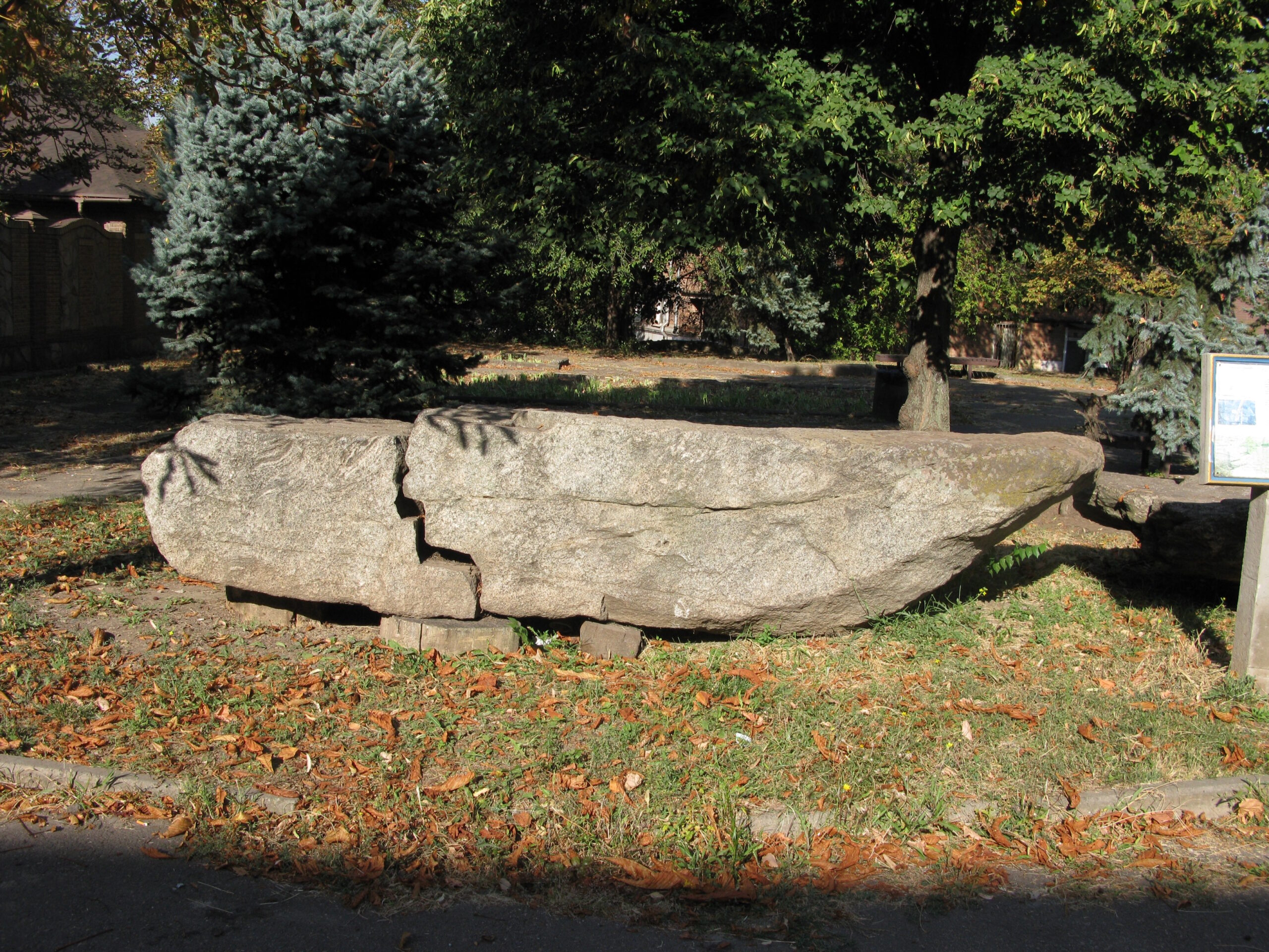 DAI4UKR: Recording and Analyzing Bronze Age Stelae: Stylistic ...